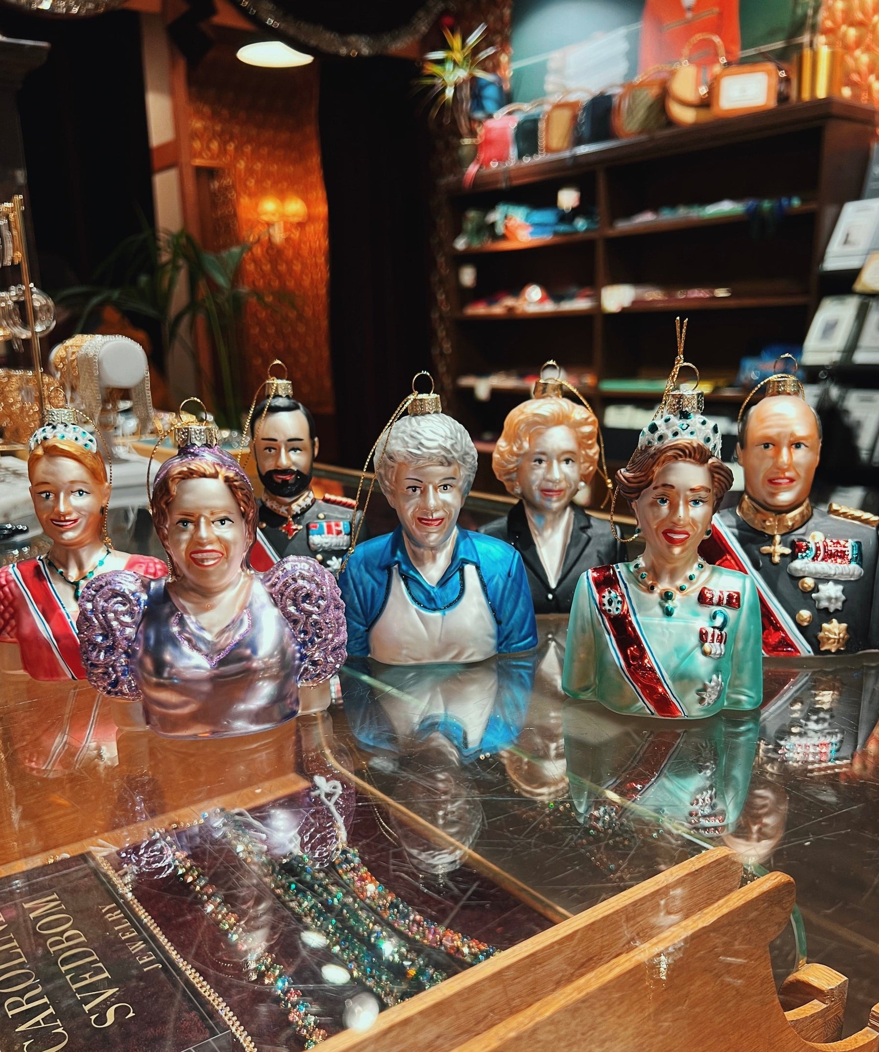 Julekule sett - Harald og Sonja – Frøken Dianas Salonger